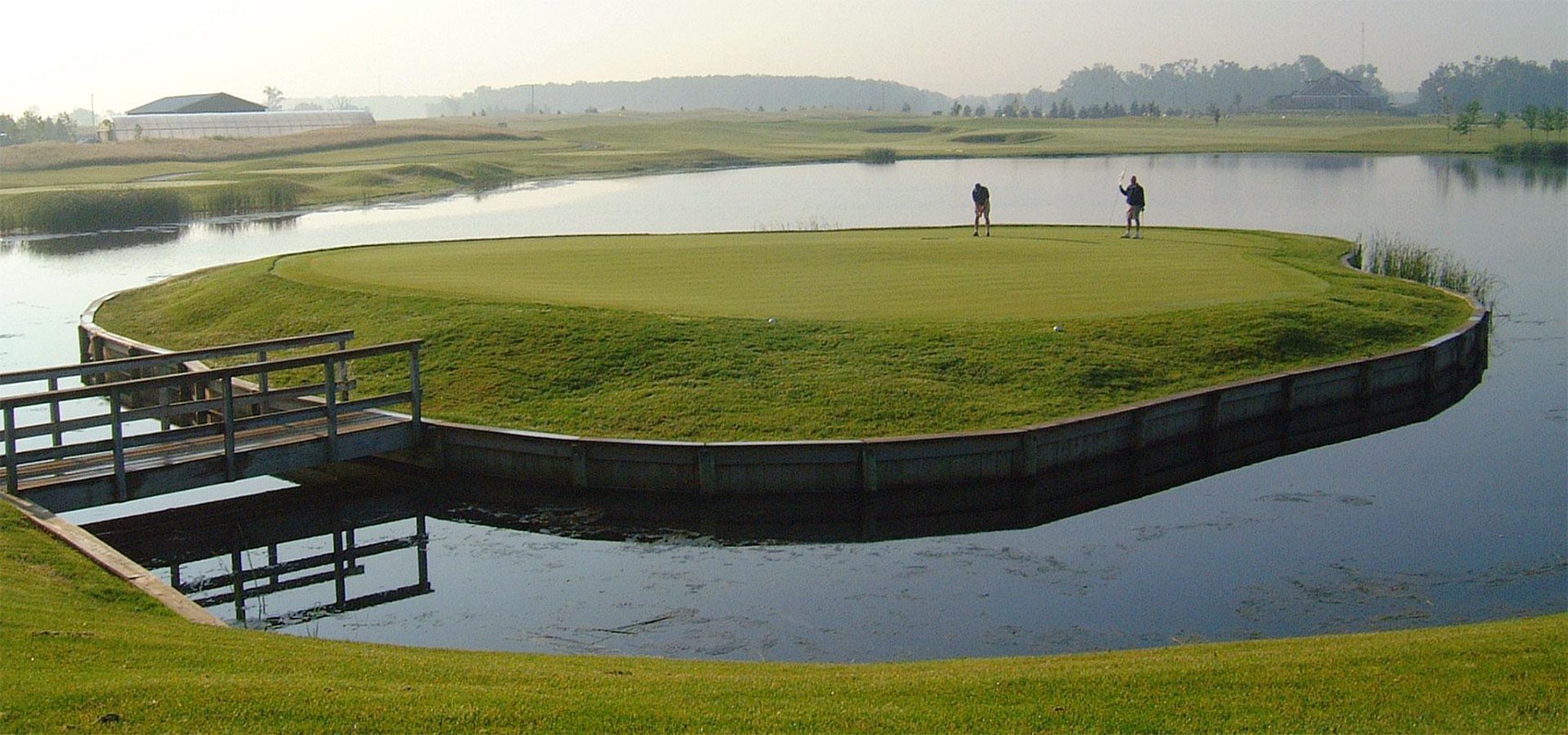 Travelling Golfer